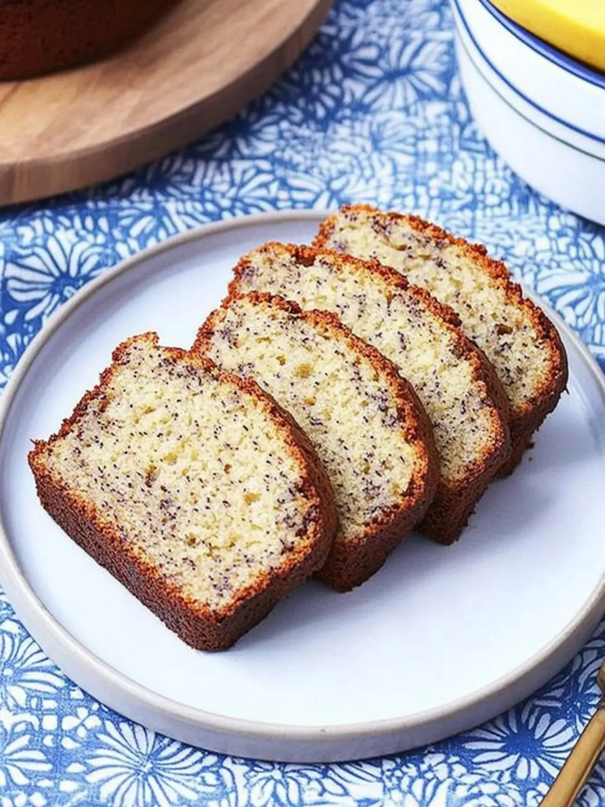 Ultimate Banana Bread Recipe - Deliciously Moist & Soft